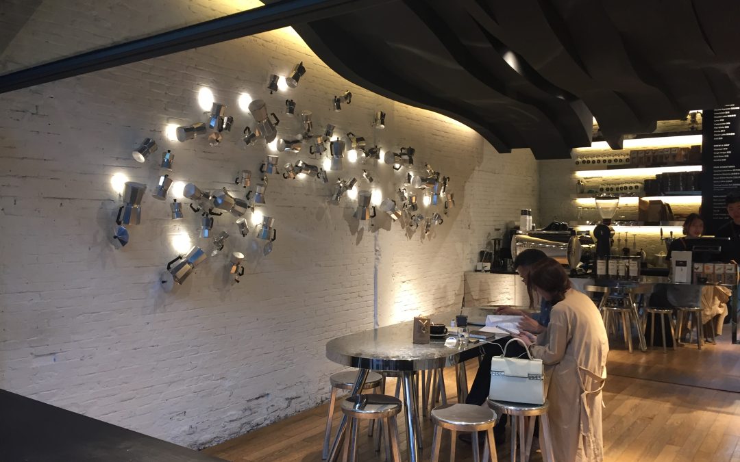 Retail Tour Shanghai éclairage Fumi Coffee - Focus Shopper (2) - Focus ...