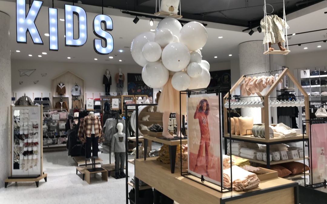 Monoprix Champs Elysées agencement espace enfants - Focus Shopper ...